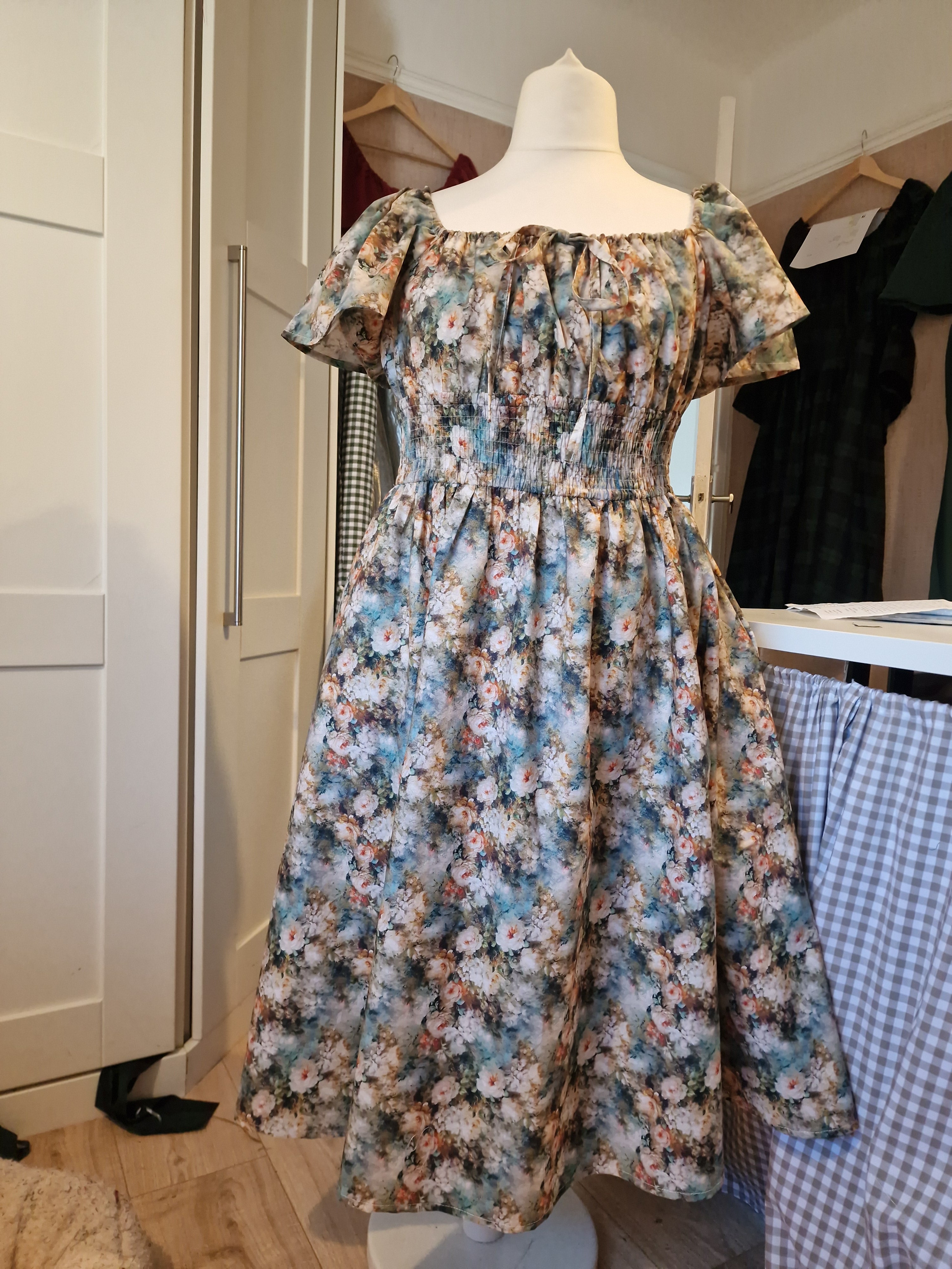 Enchanted garden dress (UK 18/20) – Dreaming Of Ivy